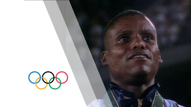 Carl Lewis sprint en verspringlegende uit de Verenigde Staten